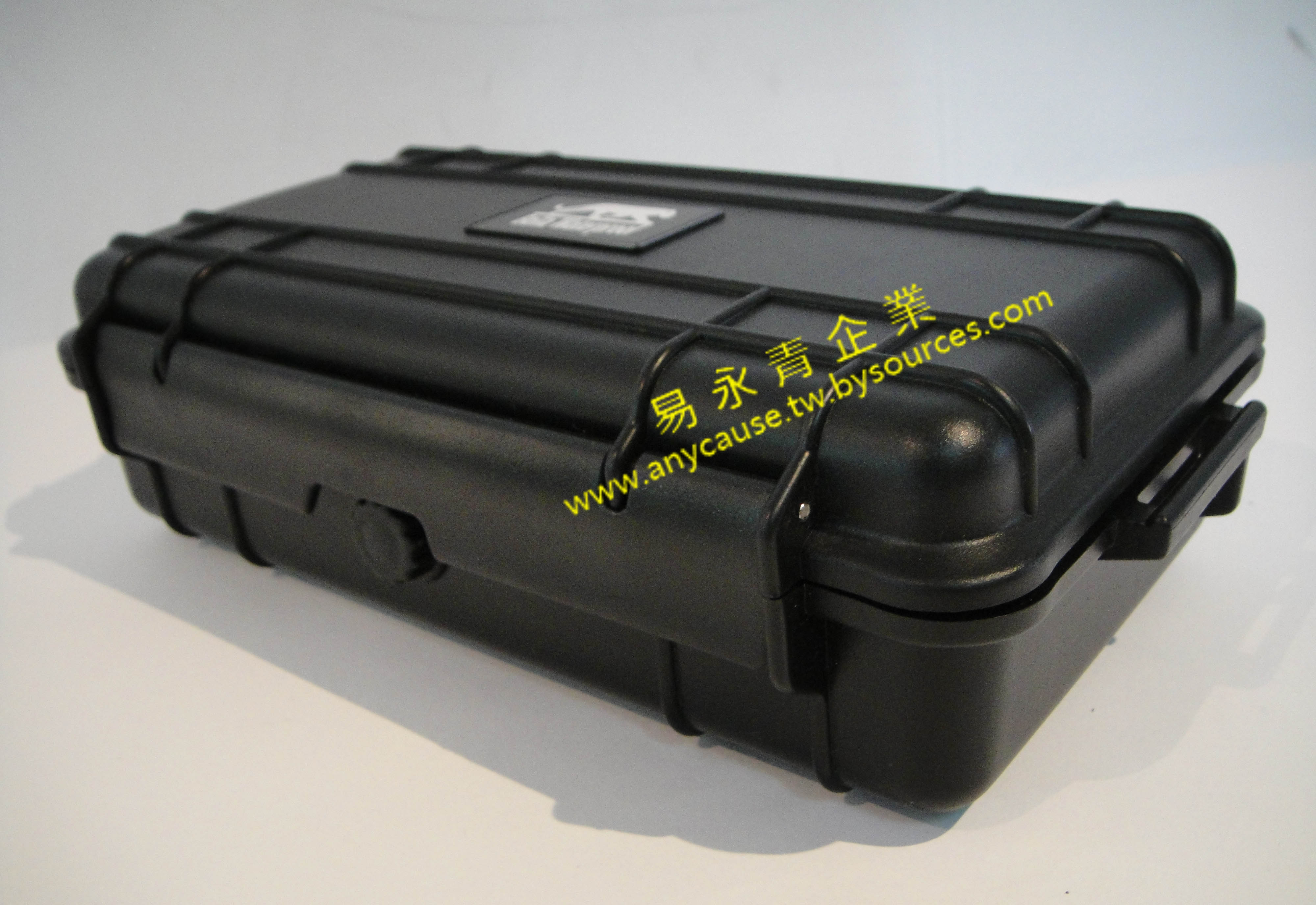 Water Resistant Case WR-06 Water Resistant Cases Products YIH YEONG ...